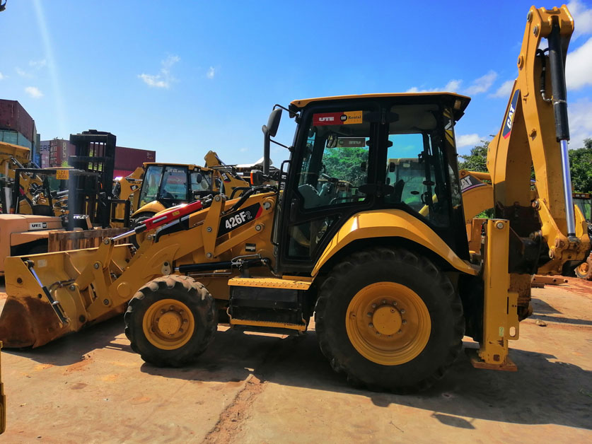 Used Backhoe Loader UTE Engineering (1) - United Tractors Used Equipment