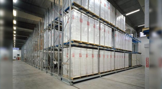 SELECTIVE MOBILE RACKING - UTE WAREHOUSE SOLUTIONS